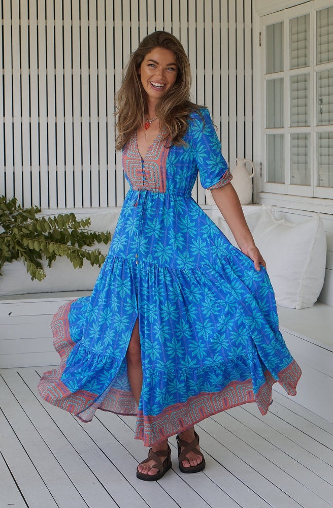 Jaase Collection | Latest Release Jaase Dresses and Outfits – Tonketti